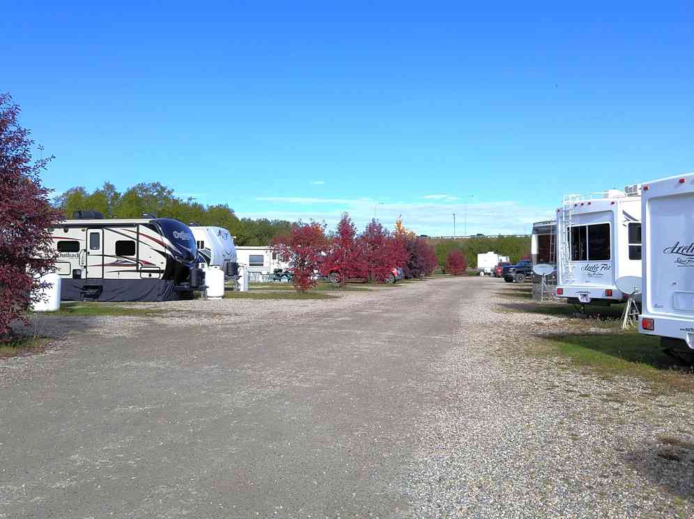 Edson RV Park and Campground - Go RVing Canada